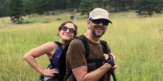 Ela é cadeirante e ele é cego – mas os dois, juntos, escalam montanhas!
