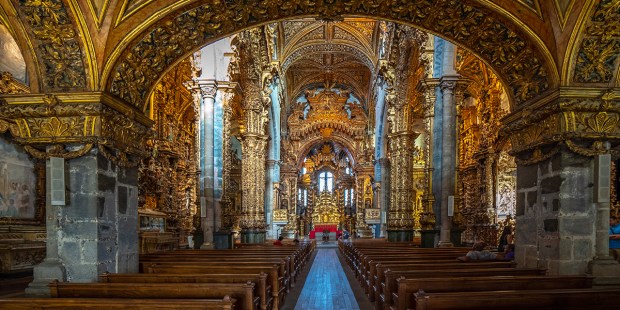 Igreja de São Francisco: uma das joias da arquitetura católica de Portugal