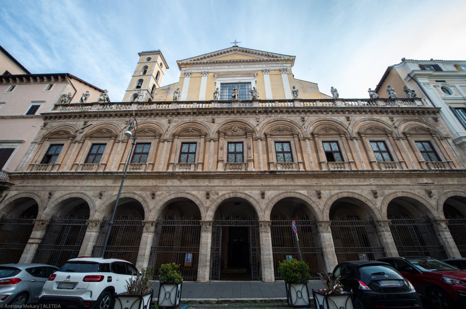 As diversas ressurreições na Basílica dos Doze Santos Apóstolos