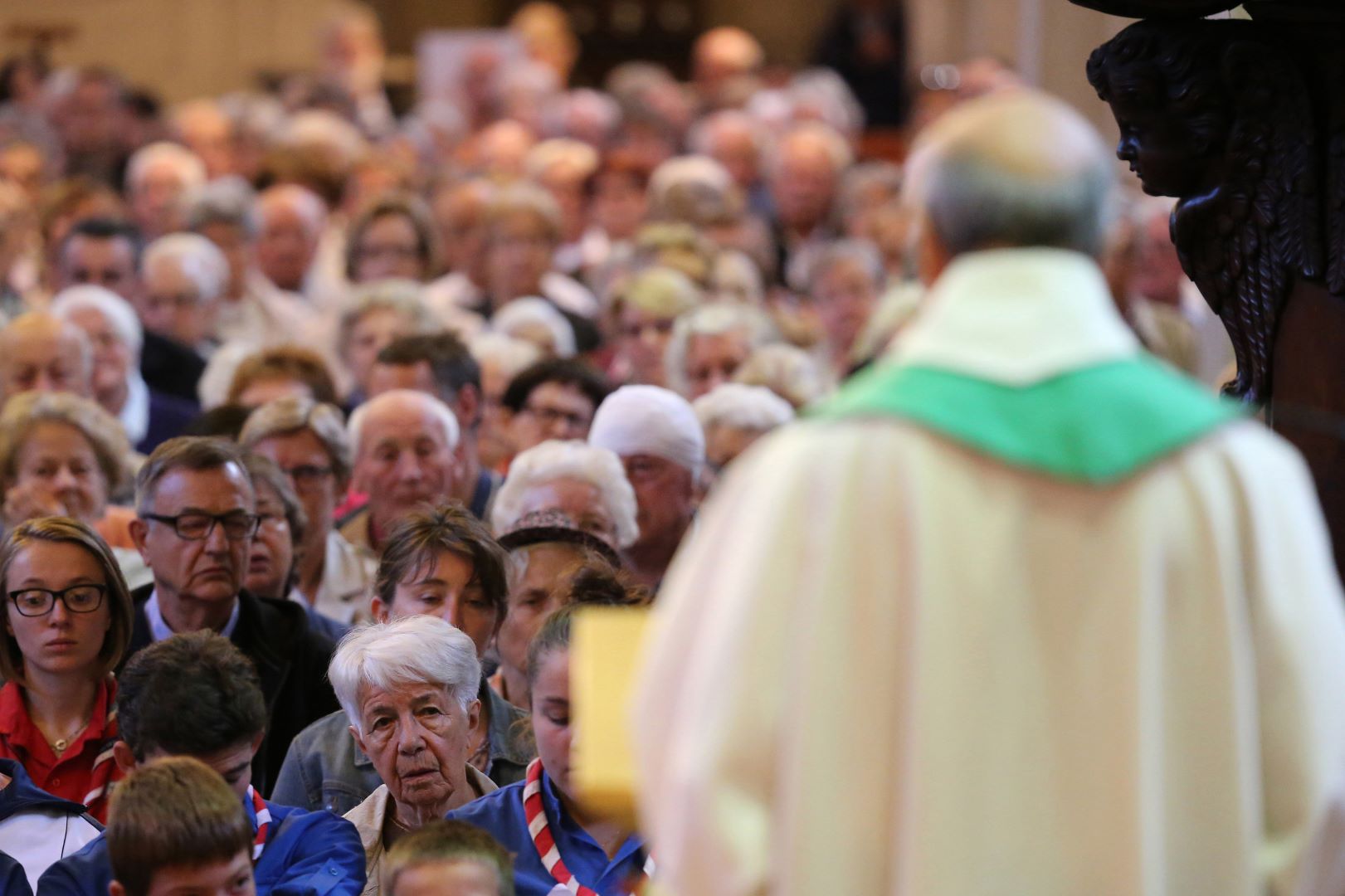 Você sabe qual é a utilidade de rezar? – Notícias Católicas