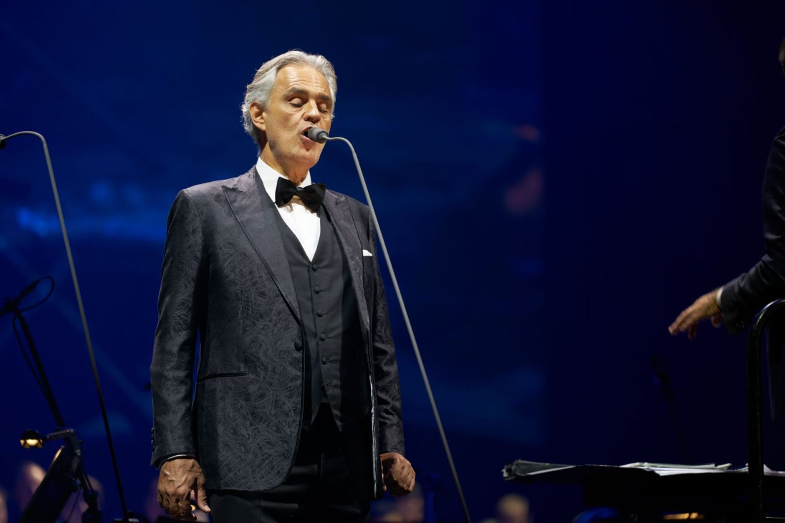 Andrea Bocelli emociona o público ao cantar a Ave Maria de Shubert no ...
