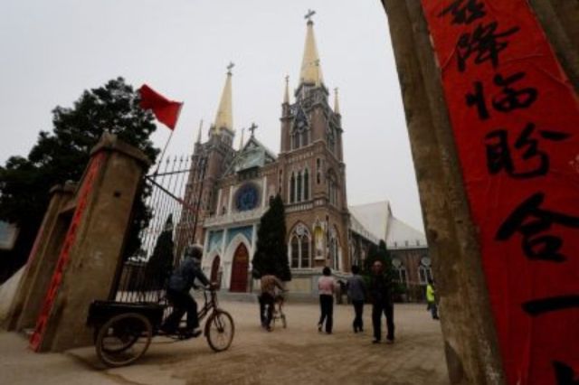 China: a importante missão dos porteiros das igrejas